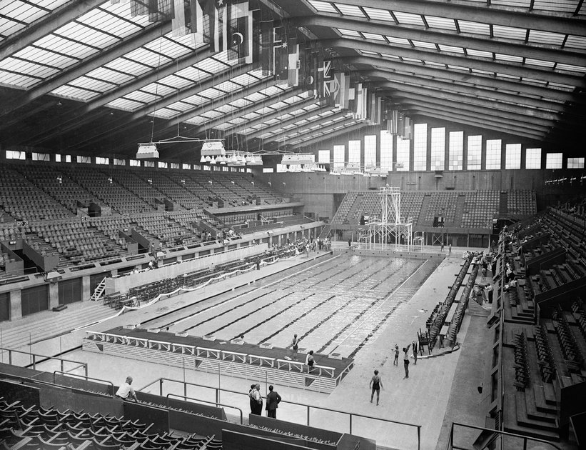 Plunge into the past of London’s indoor pools | London Museum