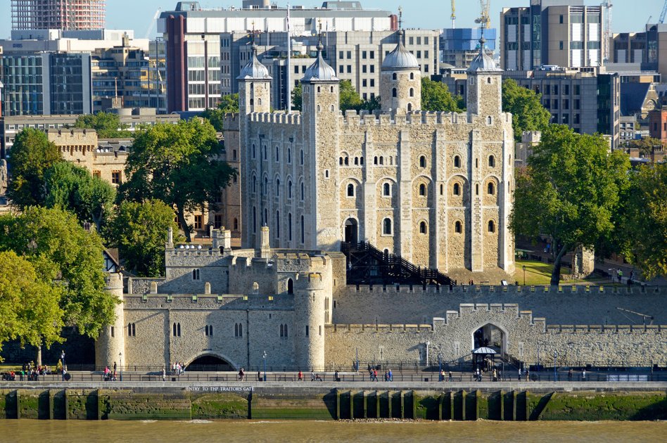 London’s medieval buildings | London Museum