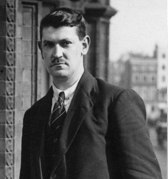 The mystery of Michael Collins’ signature | London Museum