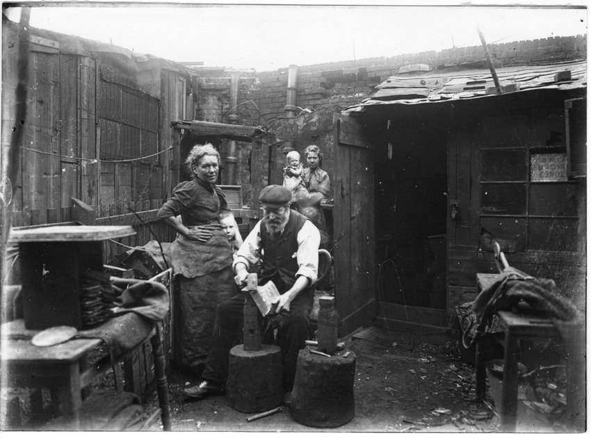 John Galt's photos of the East End and its poverty | London Museum