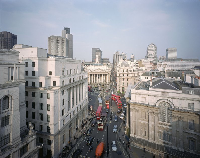 John Davies’ photos of major London roads | London Museum