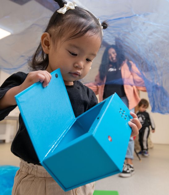 Tots at the docks | London Museum